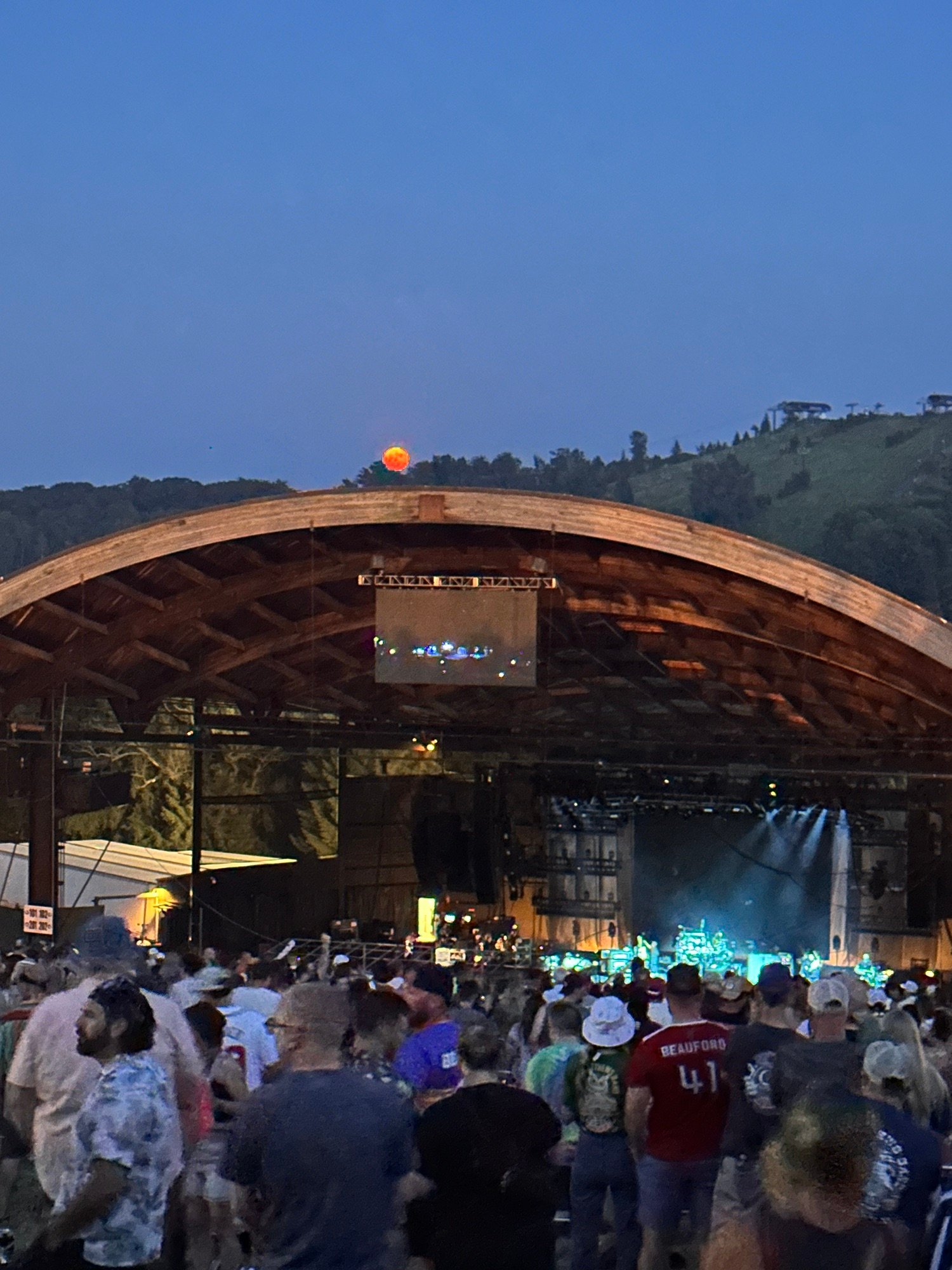 Unforgettable Nights at Alpine Valley: A Concert Lover's Paradise - Eat ...